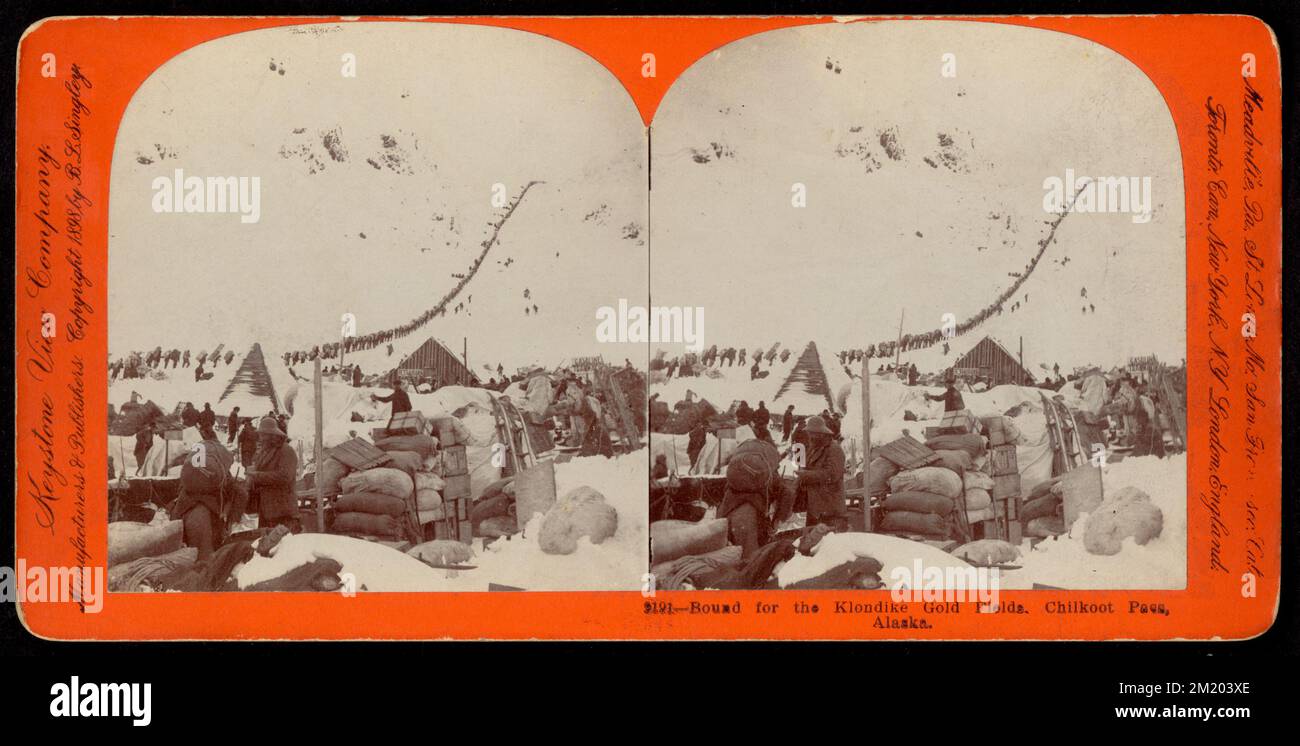 Bound for the Klondike gold fields, Chilkoot Pass, Alaska , Gold miners ...