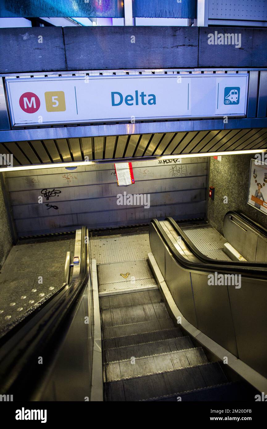 20151123 - BRUSSELS, BELGIUM: Illustration shows the closed entrance of ...