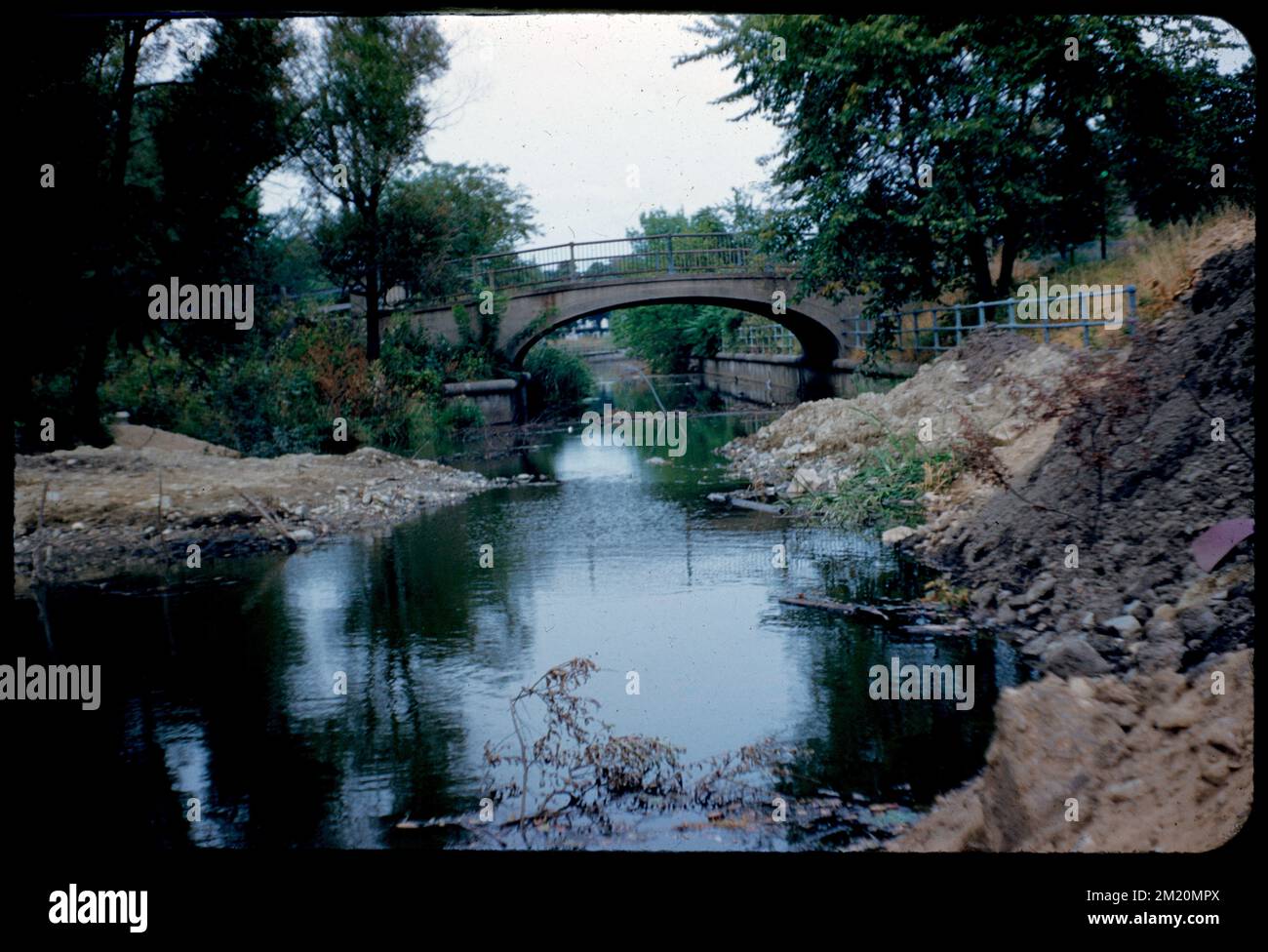 Alewife historical hi-res stock photography and images - Alamy