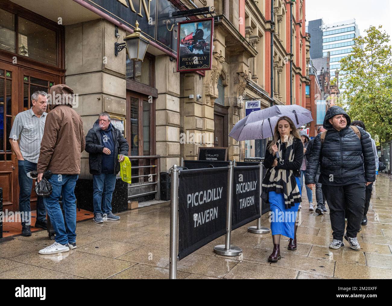 the piccadilly tavern Stock Photo - Alamy