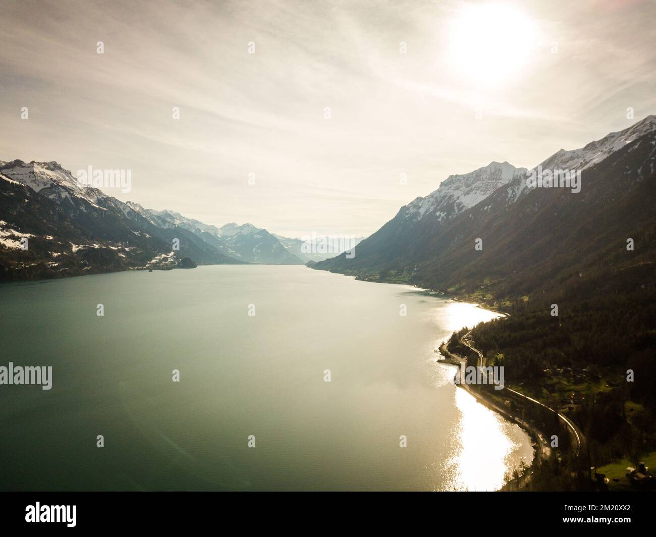 The crystal clear blue water of Lake Brienz in the Swiss Alps ...