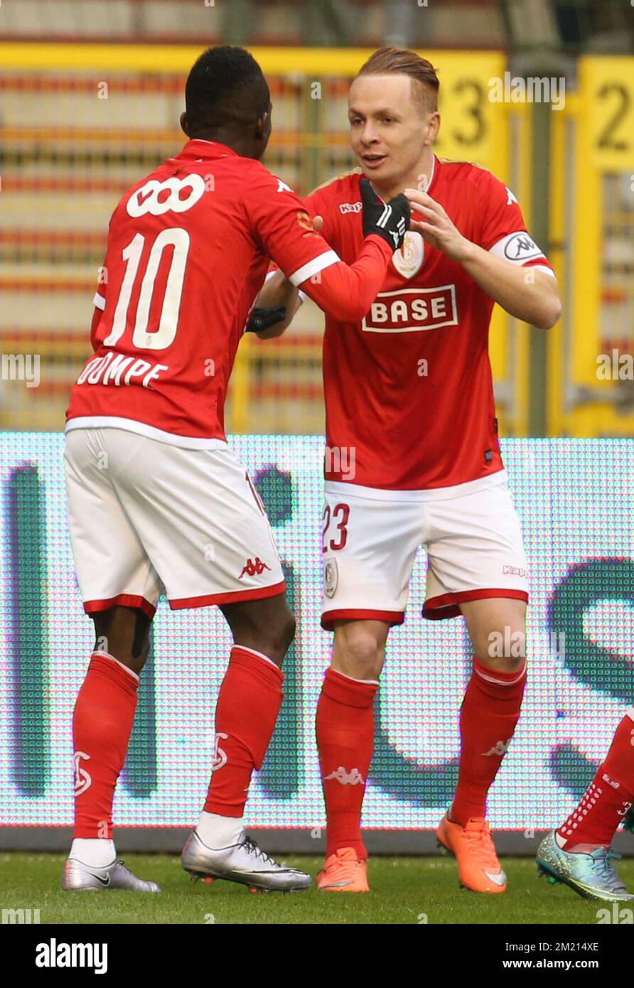 Celebrates after scoring his teams 0 1 goal hi-res stock photography ...