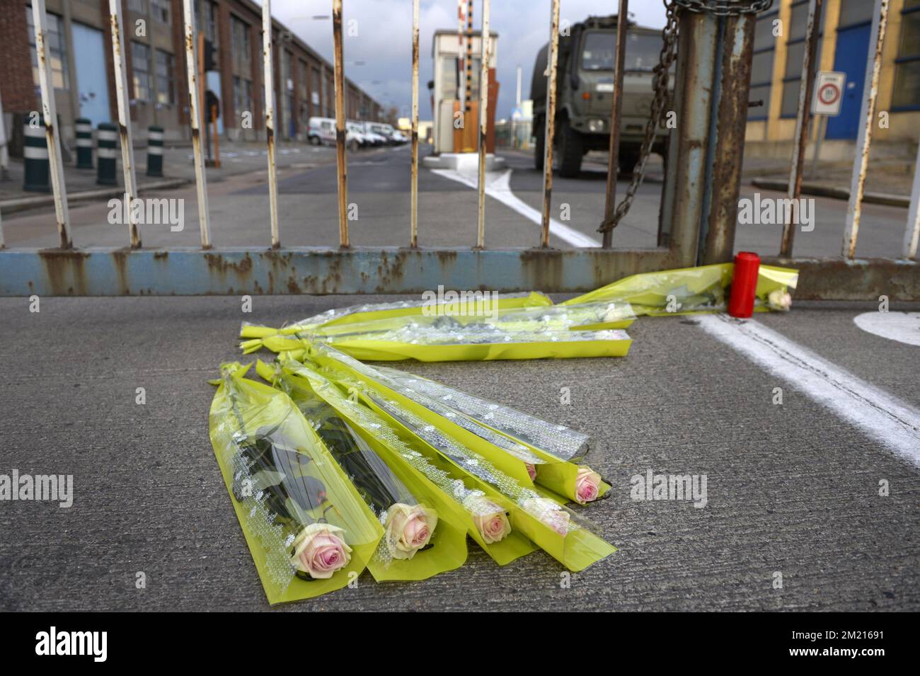 Bombs gate hi-res stock photography and images - Alamy