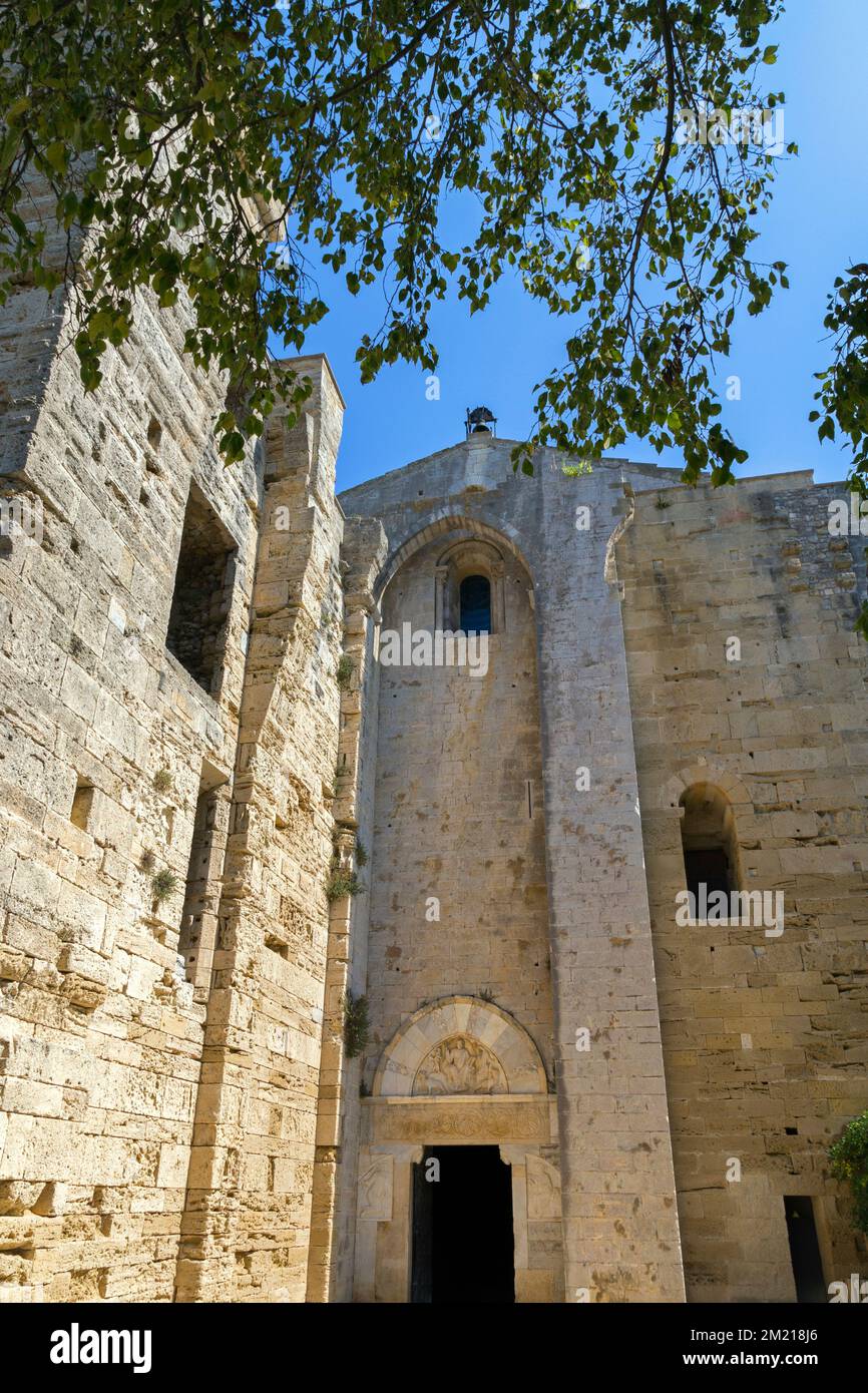 Maguelone Abbey, entrance gate. Saint-Pierre-et-Saint-Paul Cathedral of ...