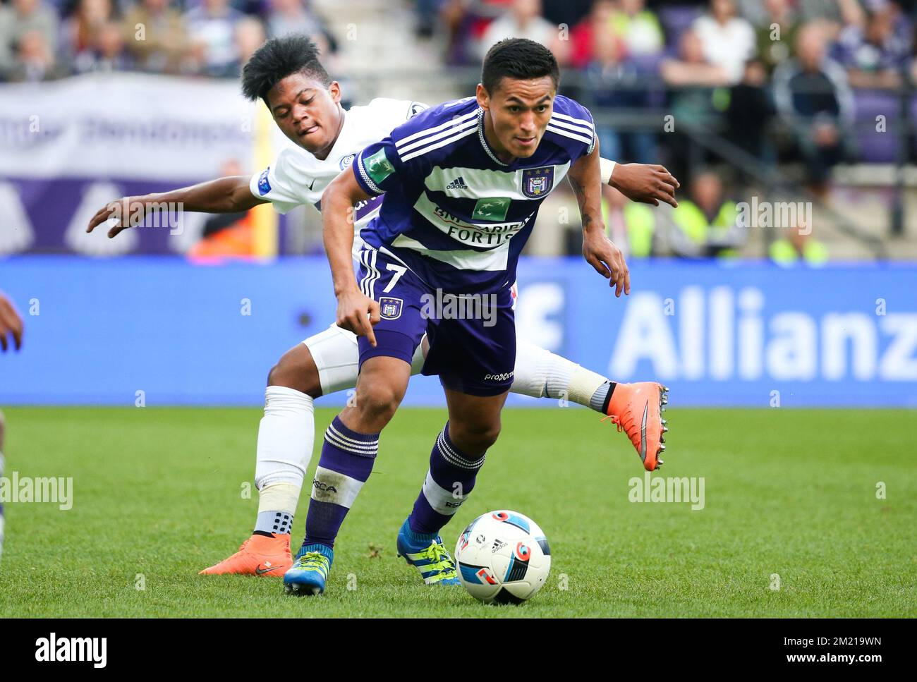 Genk's Leon Bailey and Anderlecht's Andy Najar fight for the ball ...