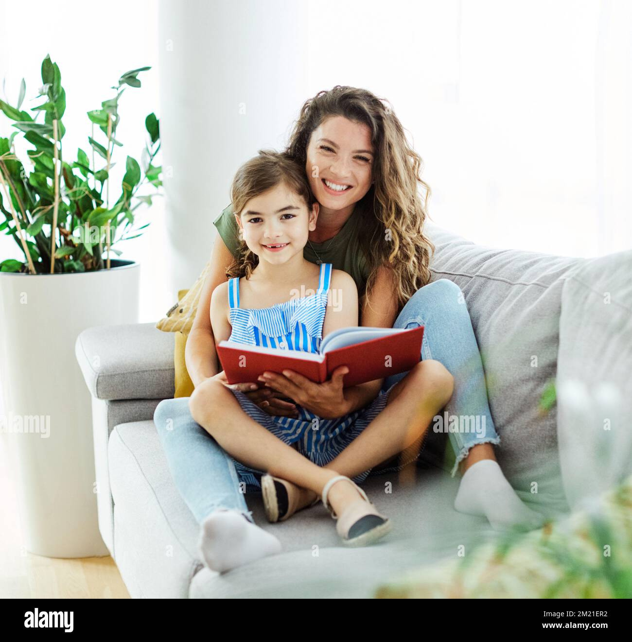 book reading read education mother children girl daughter familiy ...