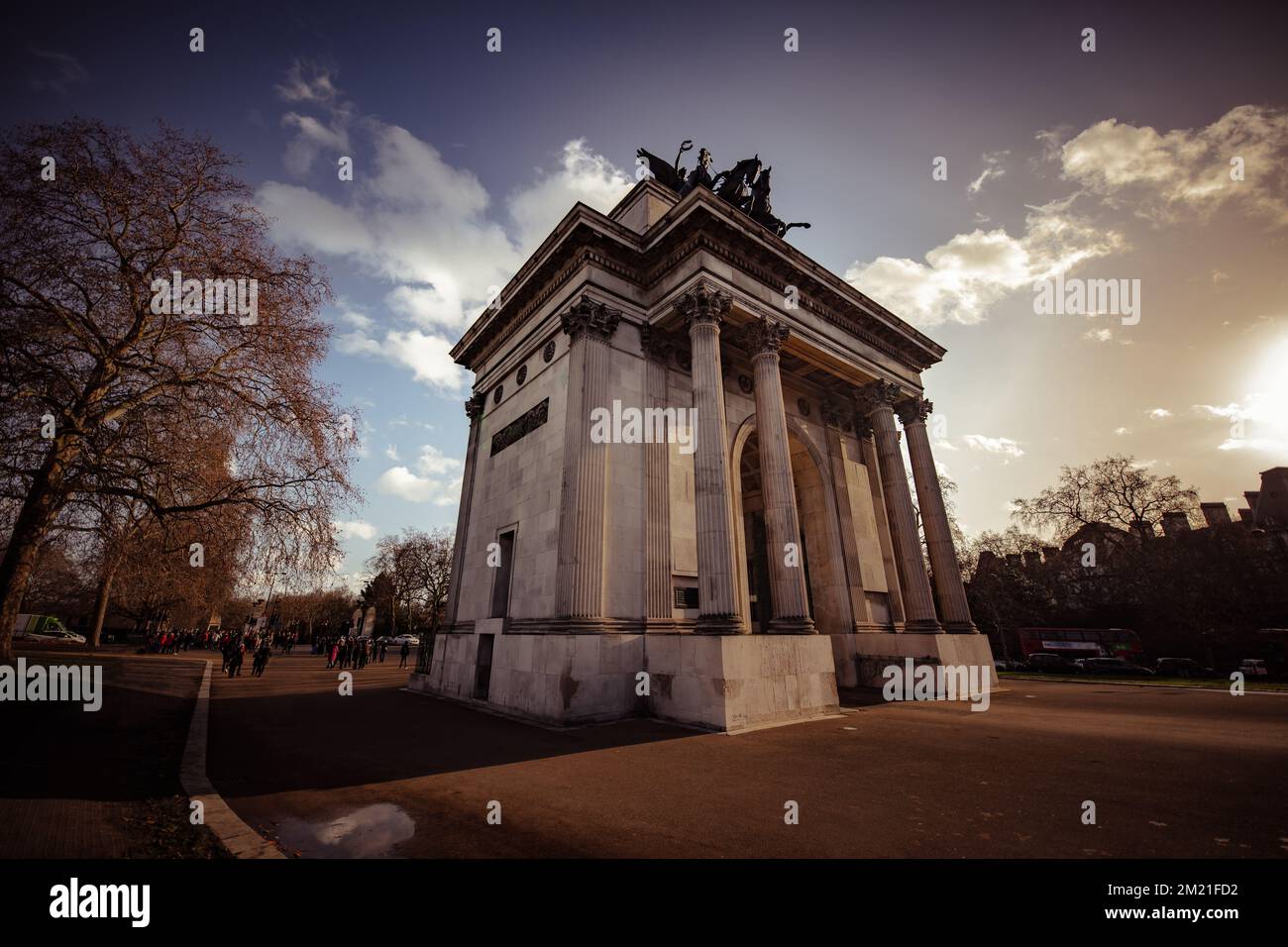 Wellington arch angle hi-res stock photography and images - Alamy