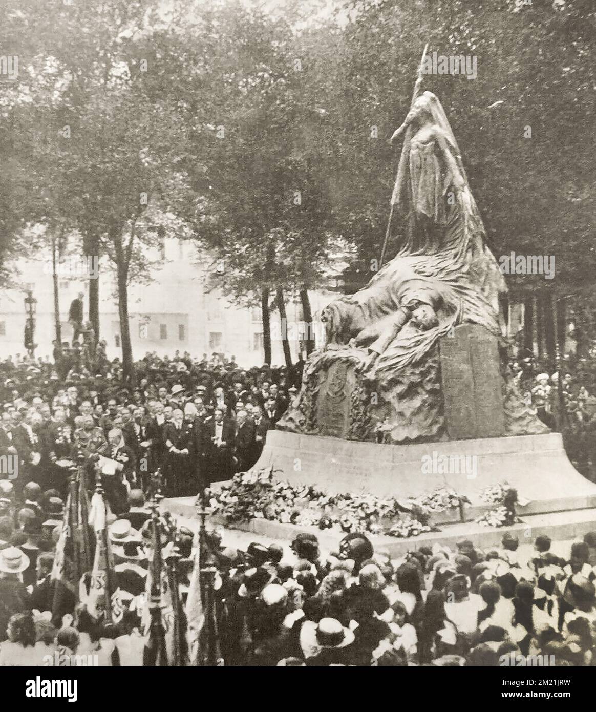 Saint-Josse-ten-Noode unveils a monument to his children who died for ...