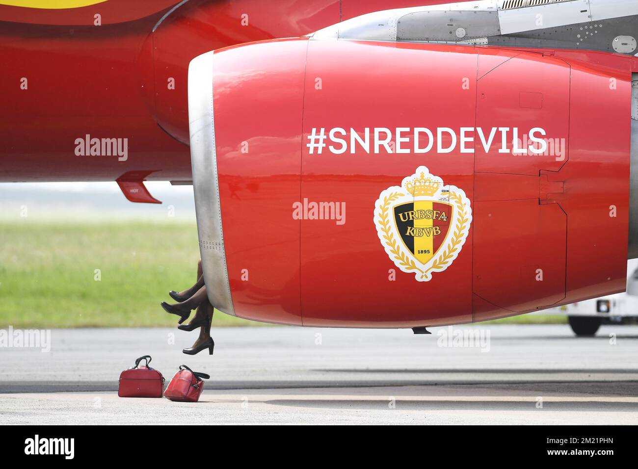 Belgian red devils plane hi-res stock photography and images - Alamy