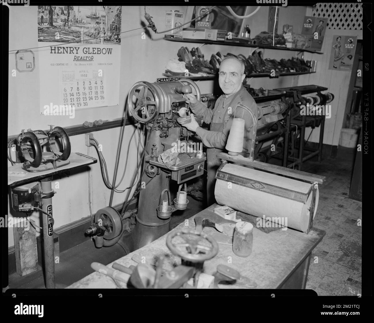 Commerce employment Black and White Stock Photos & Images - Alamy
