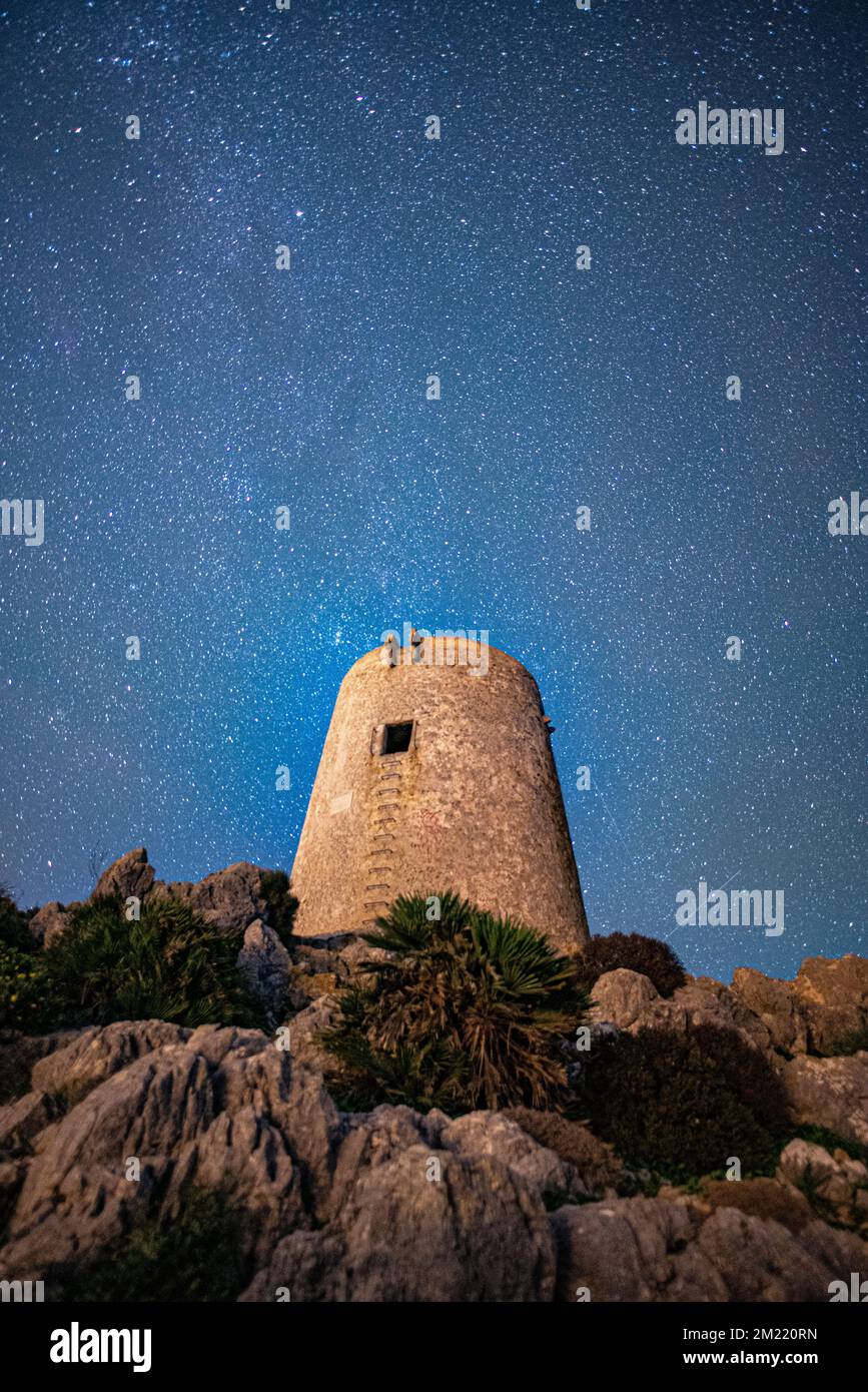Stars above the watchtower hi-res stock photography and images - Alamy