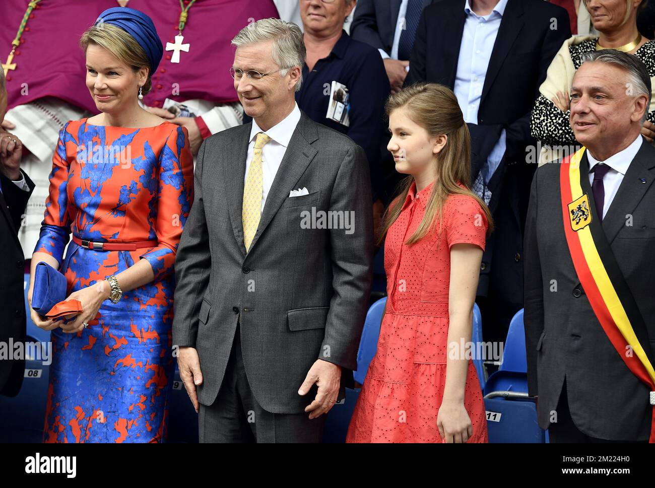 Procession du couronnement hi-res stock photography and images - Alamy