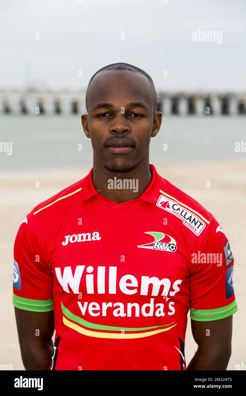Oostende's Knowledge Musona poses for the photographer at the 2016-2017 ...