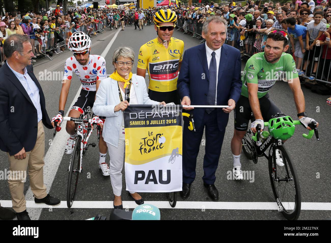 Belgian Thomas De Gendt of Lotto Soudal wearing the red polka-dot ...