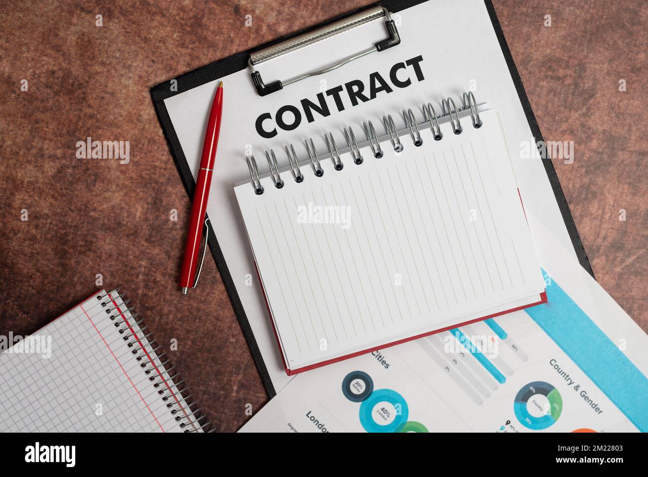 Signing Contracts Closing Deals Mortegage Settelments And Calculations ...