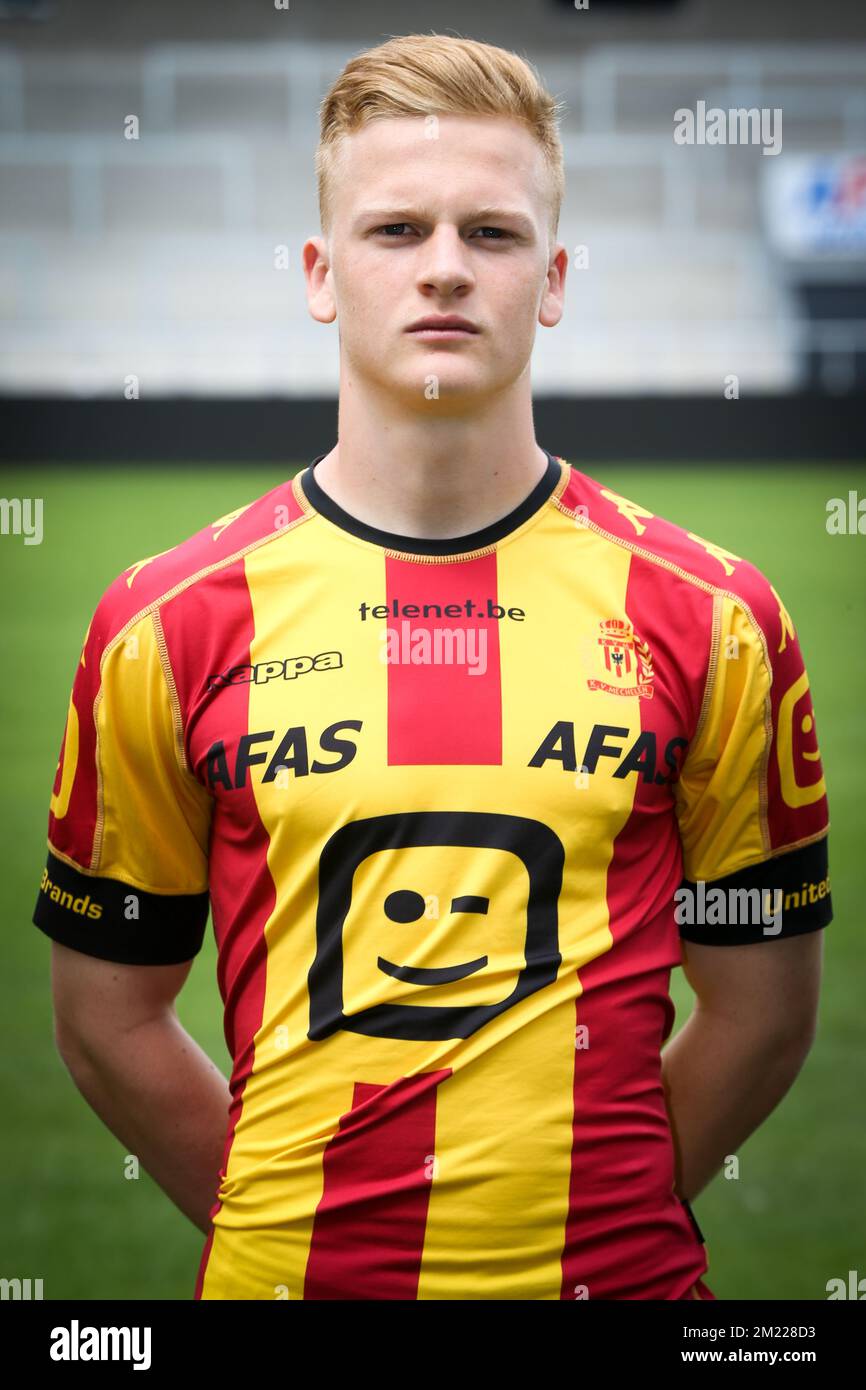 Mechelen's Jules Van Cleemput poses for the photographer during the ...