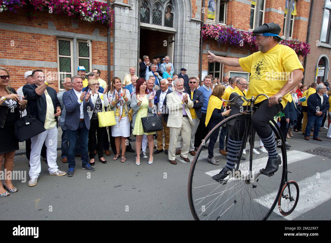 Former Belgian cyclist Lucien Van Impe (3L) pictured during the ...