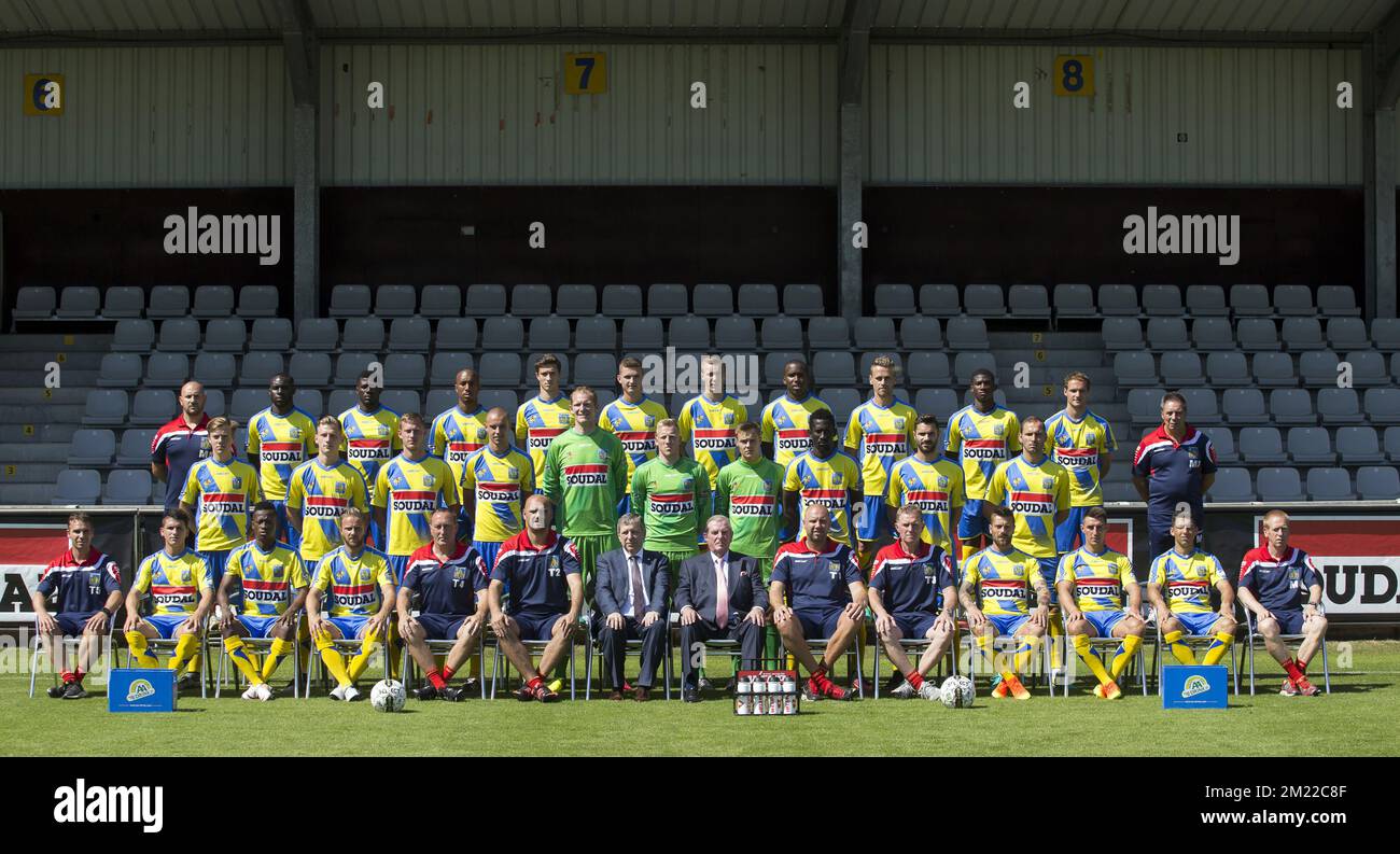 (Front row L-R) An unidentified person, Jarno Molenberghs, Junior Oto'o ...