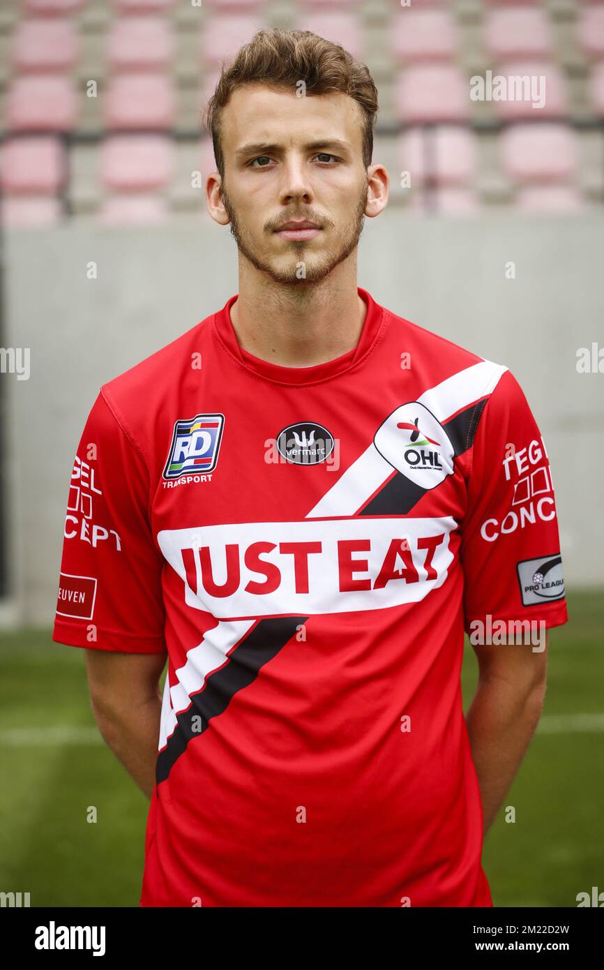 OHL's Simon Brake poses during the 2016-2017 season photo shoot of ...