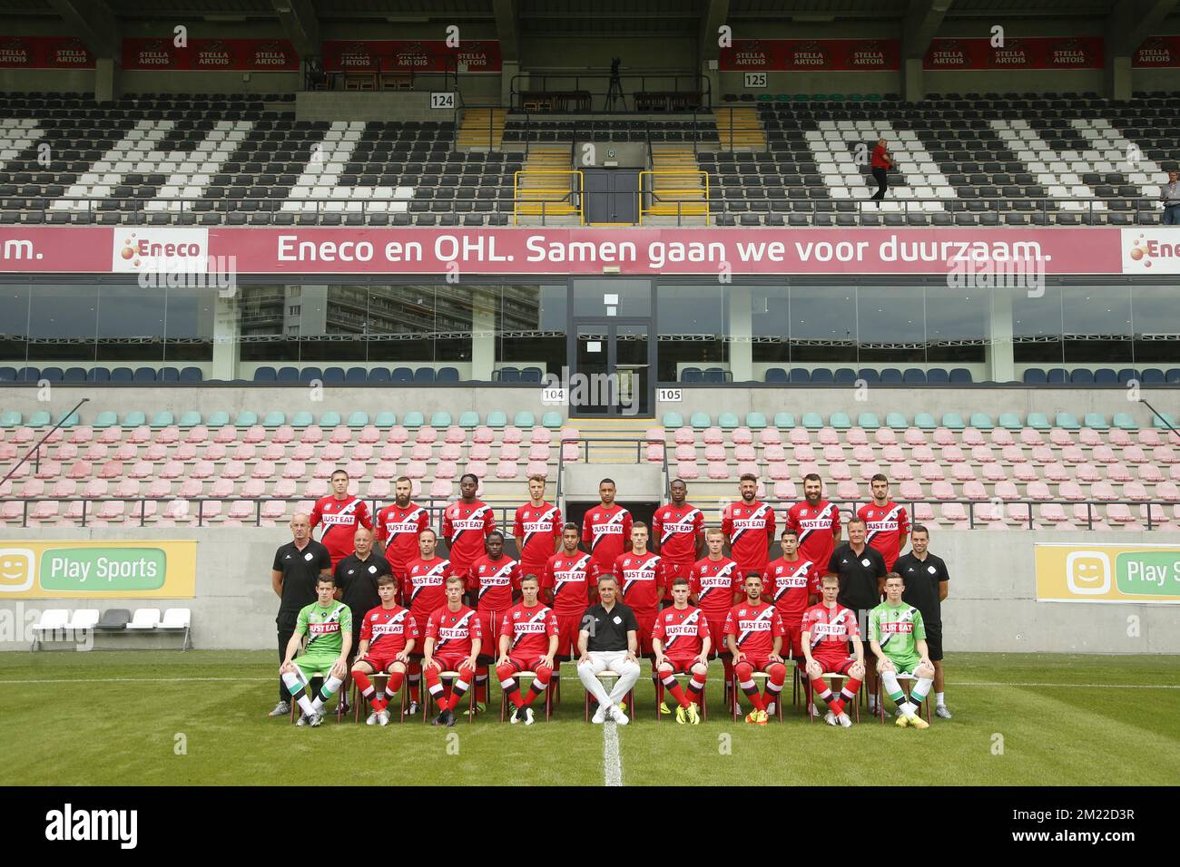 L r top row hi-res stock photography and images - Alamy