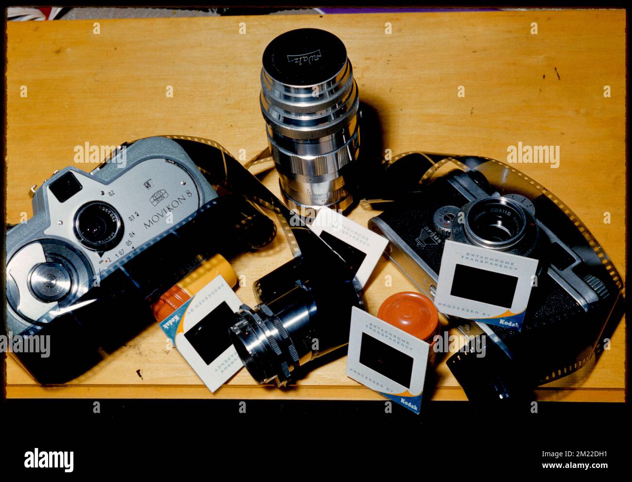 Cameras - mine , Cameras. Edmund L. Mitchell Collection Stock Photo - Alamy