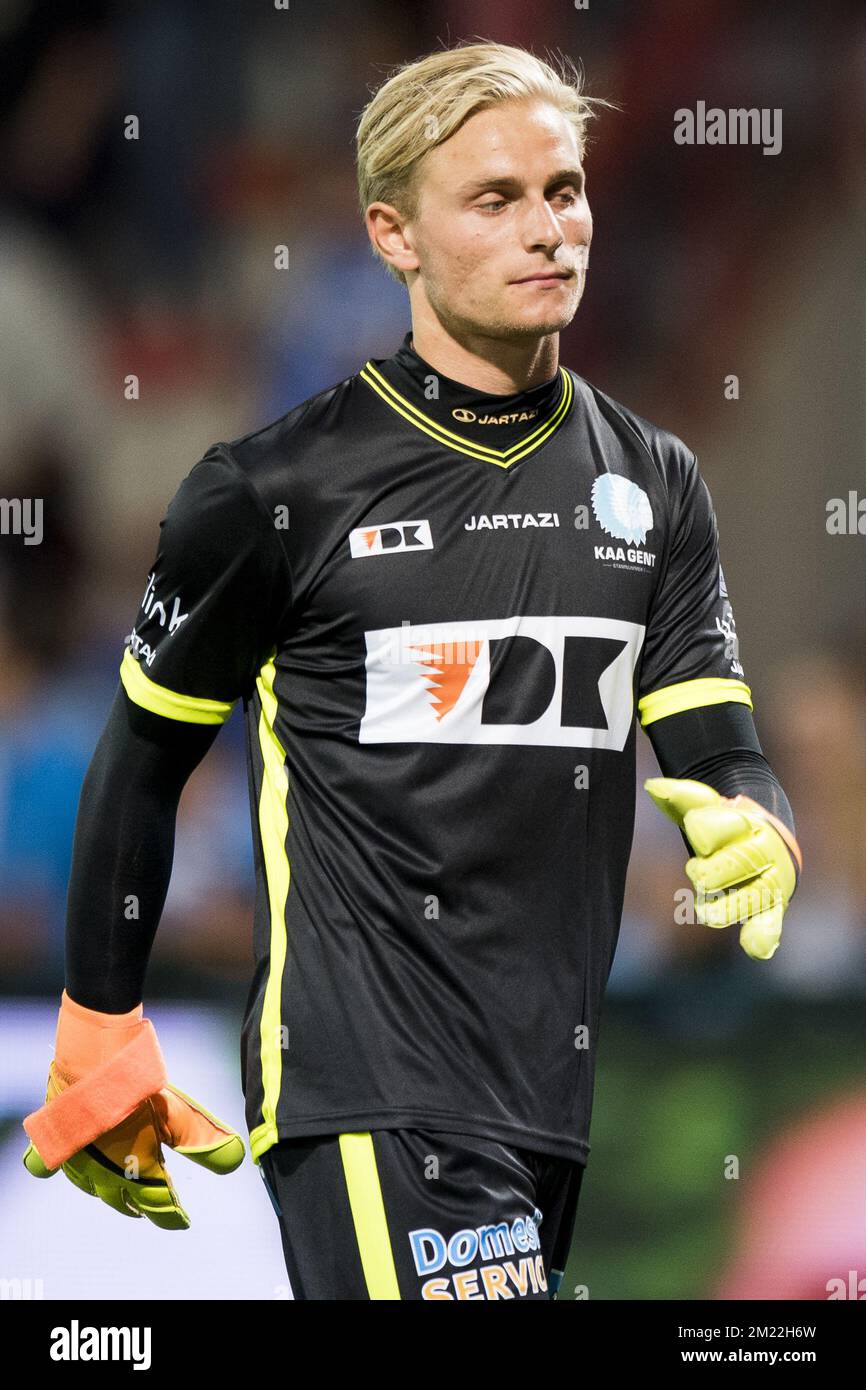 Gent's Rami Gershon and Gent's goalkeeper Rinne Jacob pictured after ...