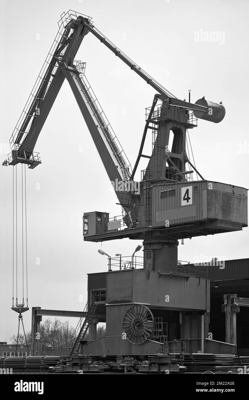 Heavy port crane on the pier of the inland shipping in Hanover Stock ...