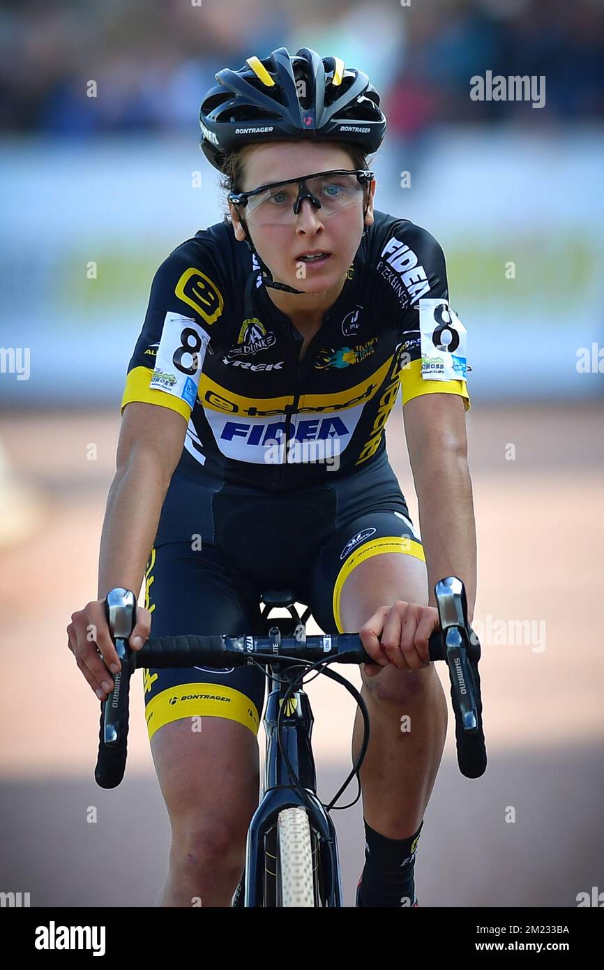 Belgian Jolien Verschueren crosses the finish line at the women's elite ...