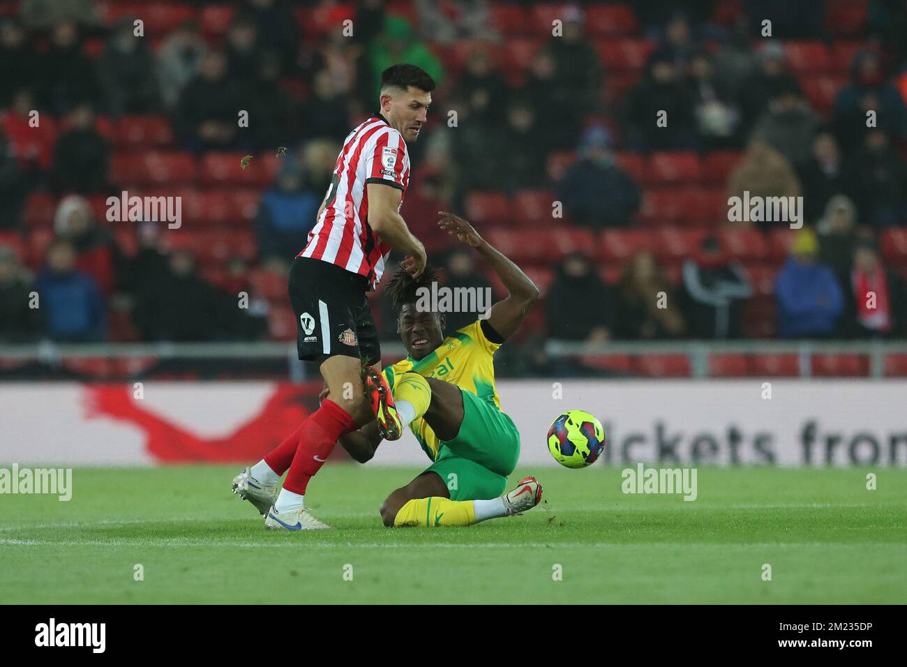 Danny thomas football hi-res stock photography and images - Alamy