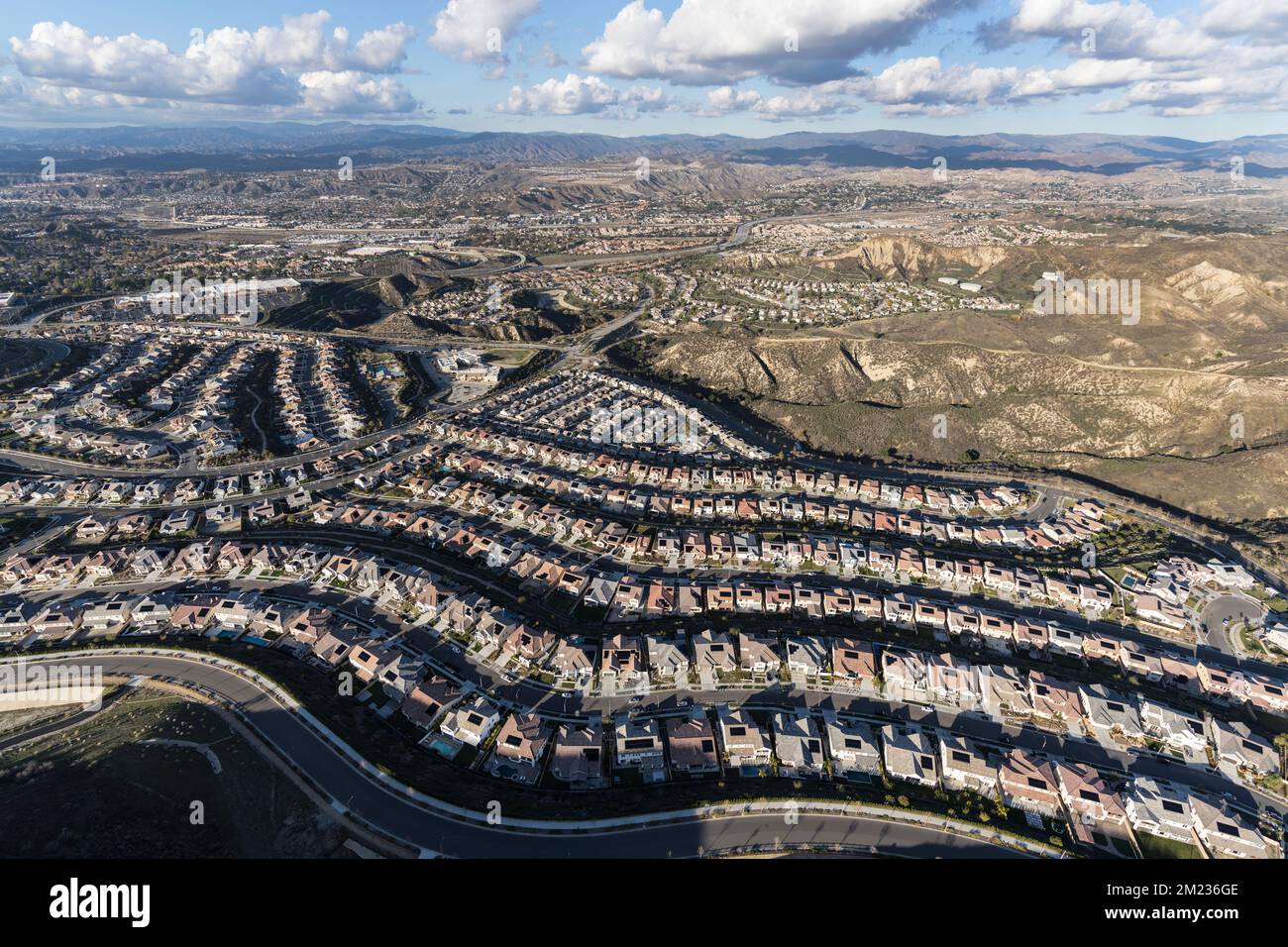 Aerial view of suburban housing sprawl in the Santa Clarita community ...