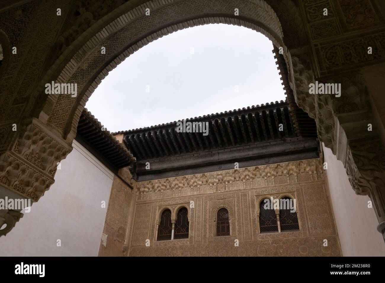 Beautiful islamic antique architecture patterns style on arc and facade ...