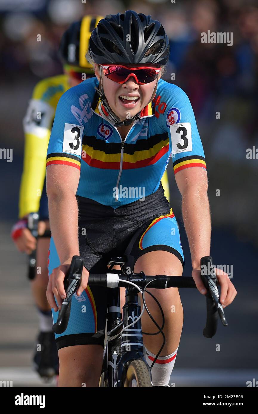Belgian Laura Verdonschot crosses the finish line at the women U23 race ...