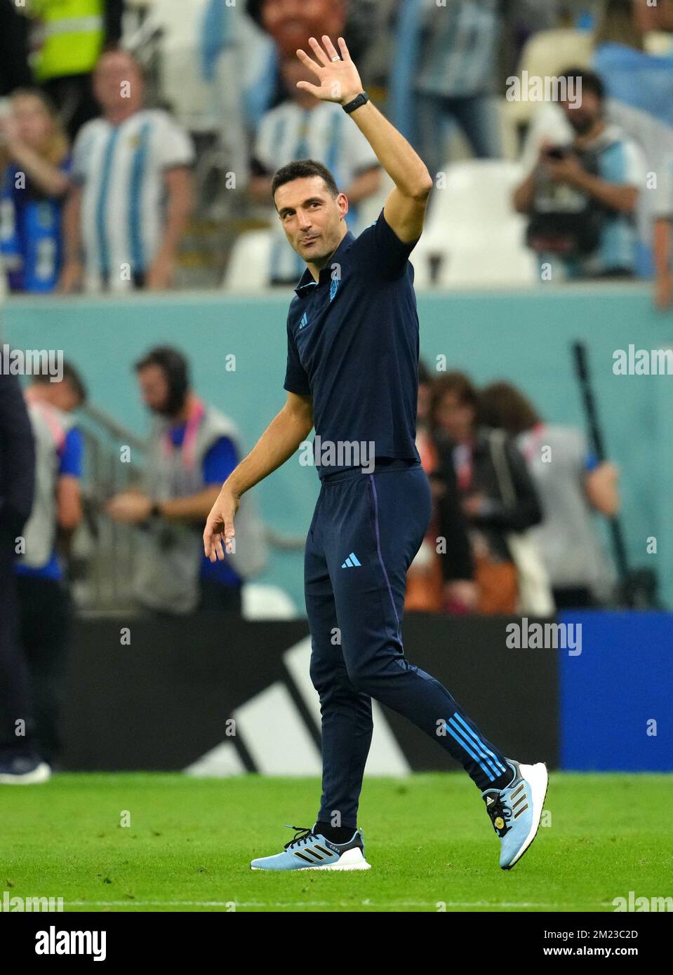 Argentina manager Lionel Scaloni celebrates after the FIFA World Cup ...