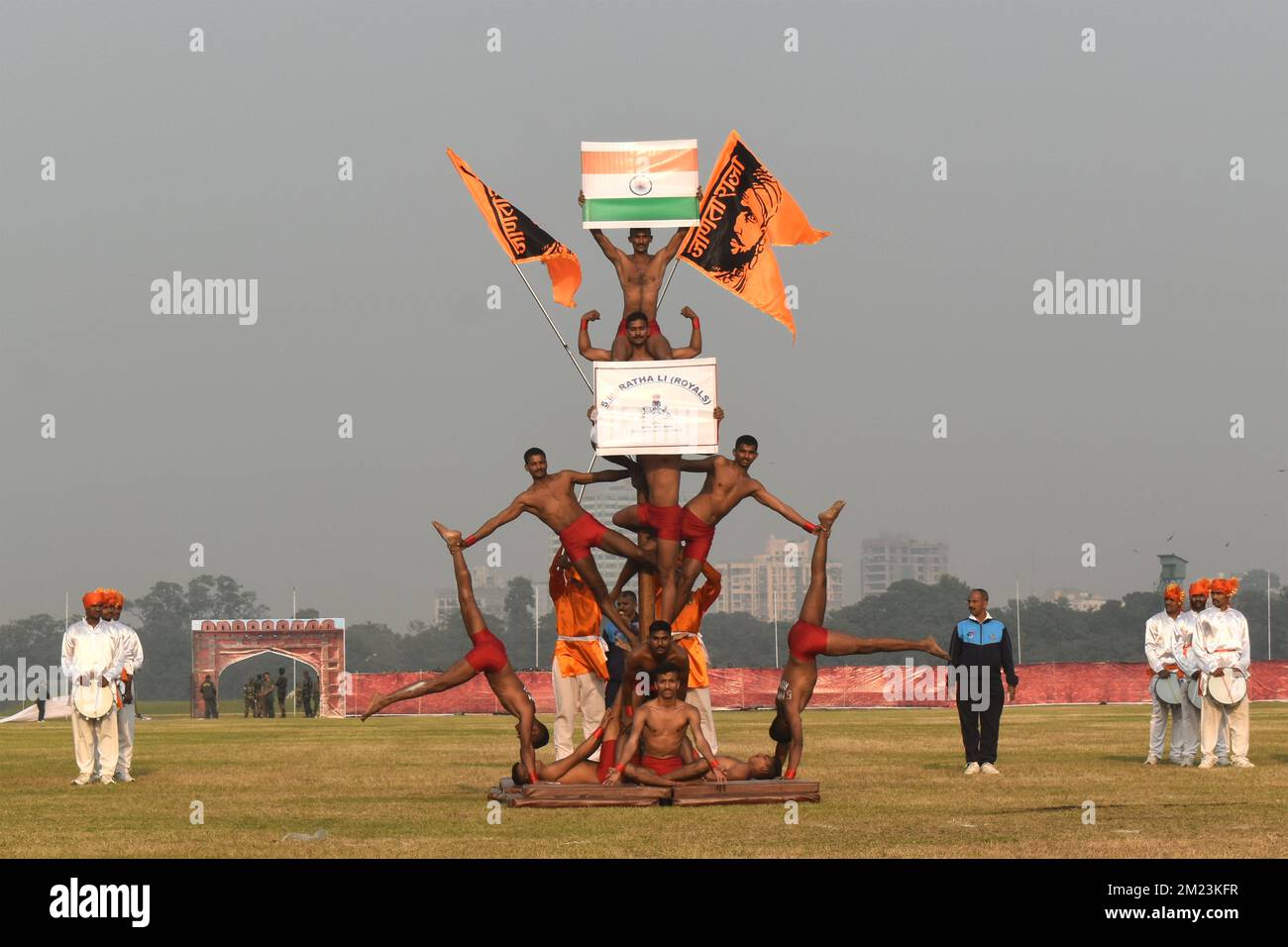 Mallakhamb india hi-res stock photography and images - Alamy