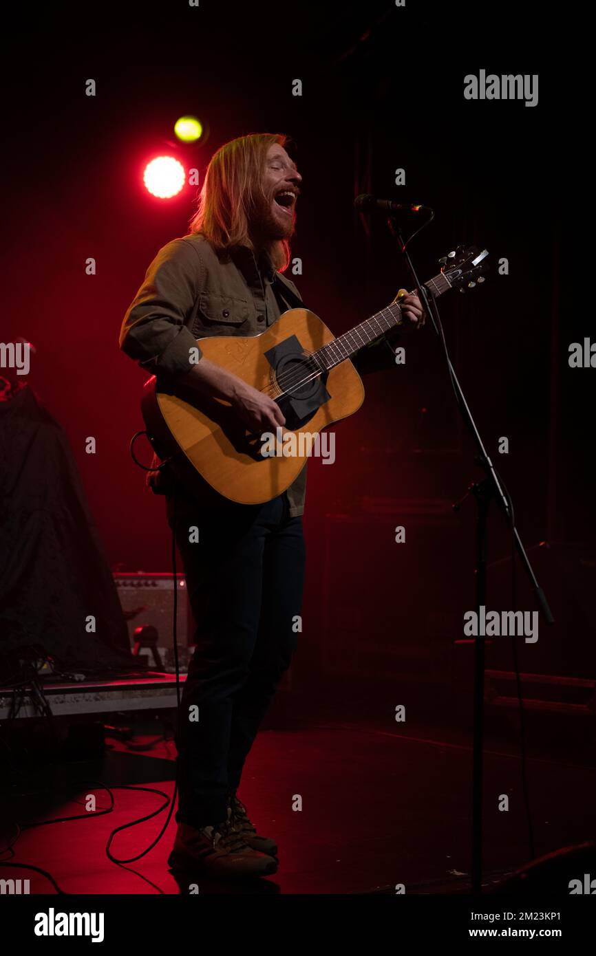 Kevin devine cantante hi-res stock photography and images - Alamy