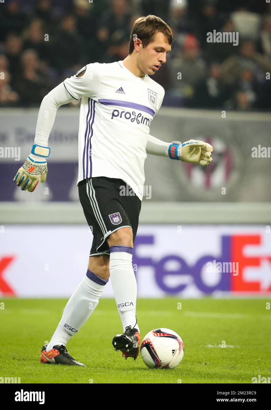 Anderlecht's goalkeeper Davy Roef pictured in action during the sixth ...