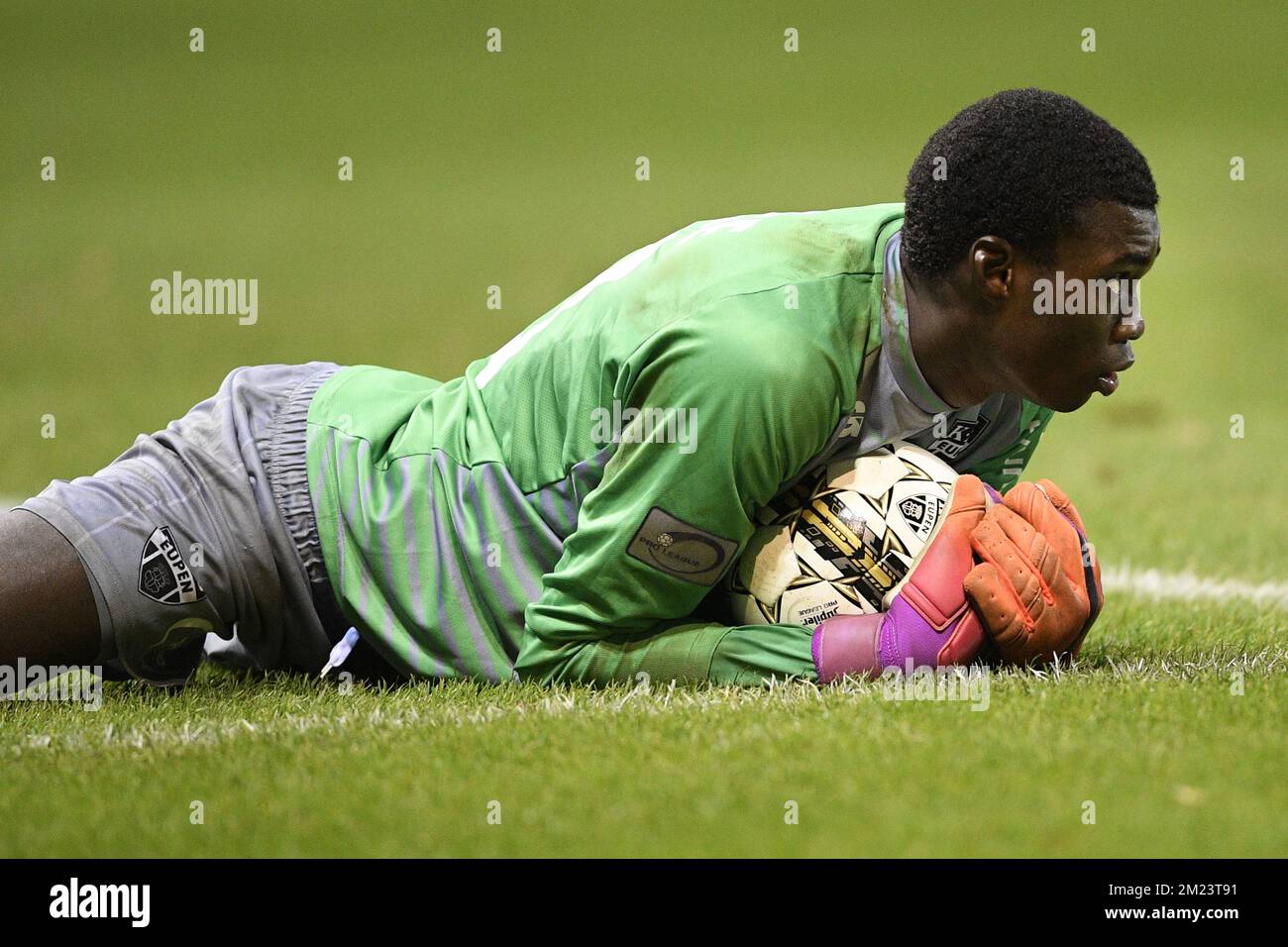 Babacar niasse hi-res stock photography and images - Alamy