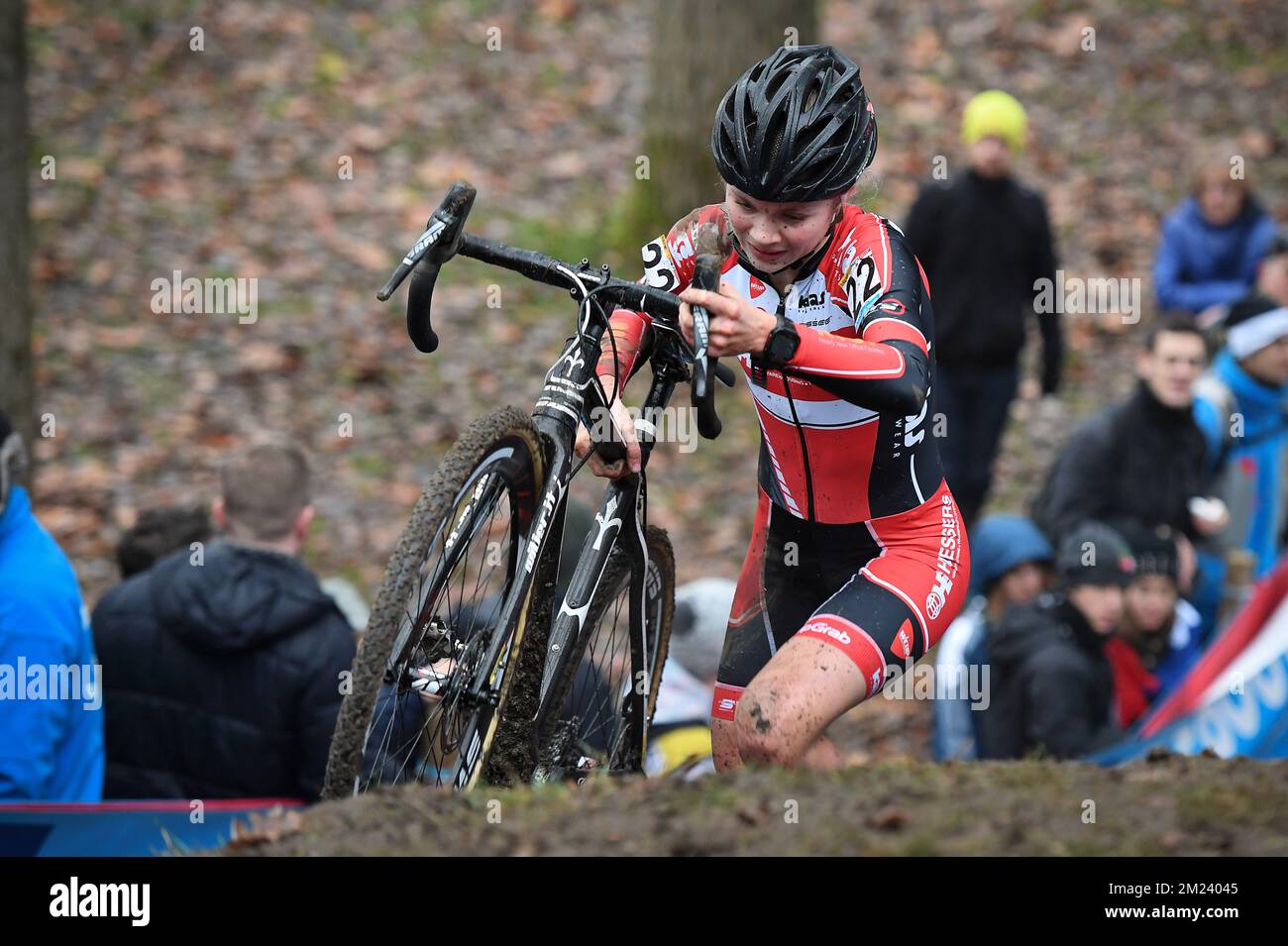 Belgian Laura Verdonschot pictured in action during the women elite ...