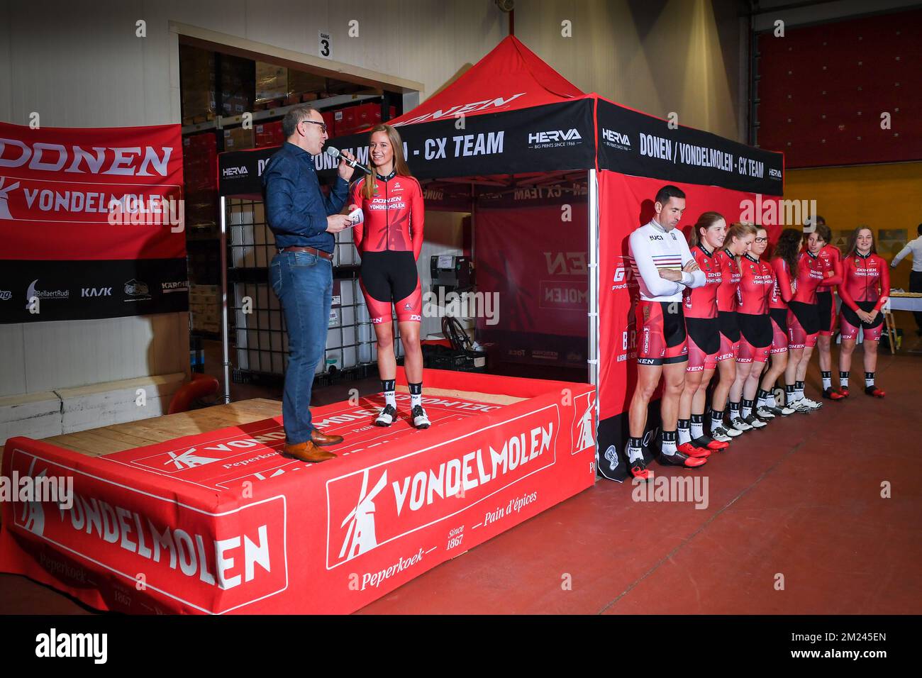 Belgian Tess Van Loy and Belgian Arne Daelmans pictured during a team ...