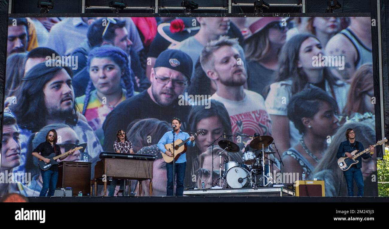 Sturgill simpson concert hi-res stock photography and images - Alamy