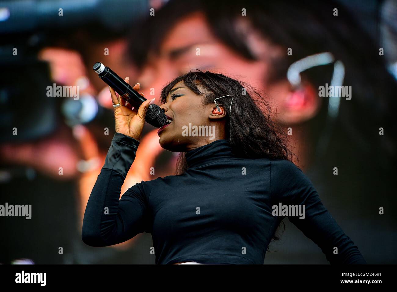 Clean bandit jack patterson hi-res stock photography and images - Alamy