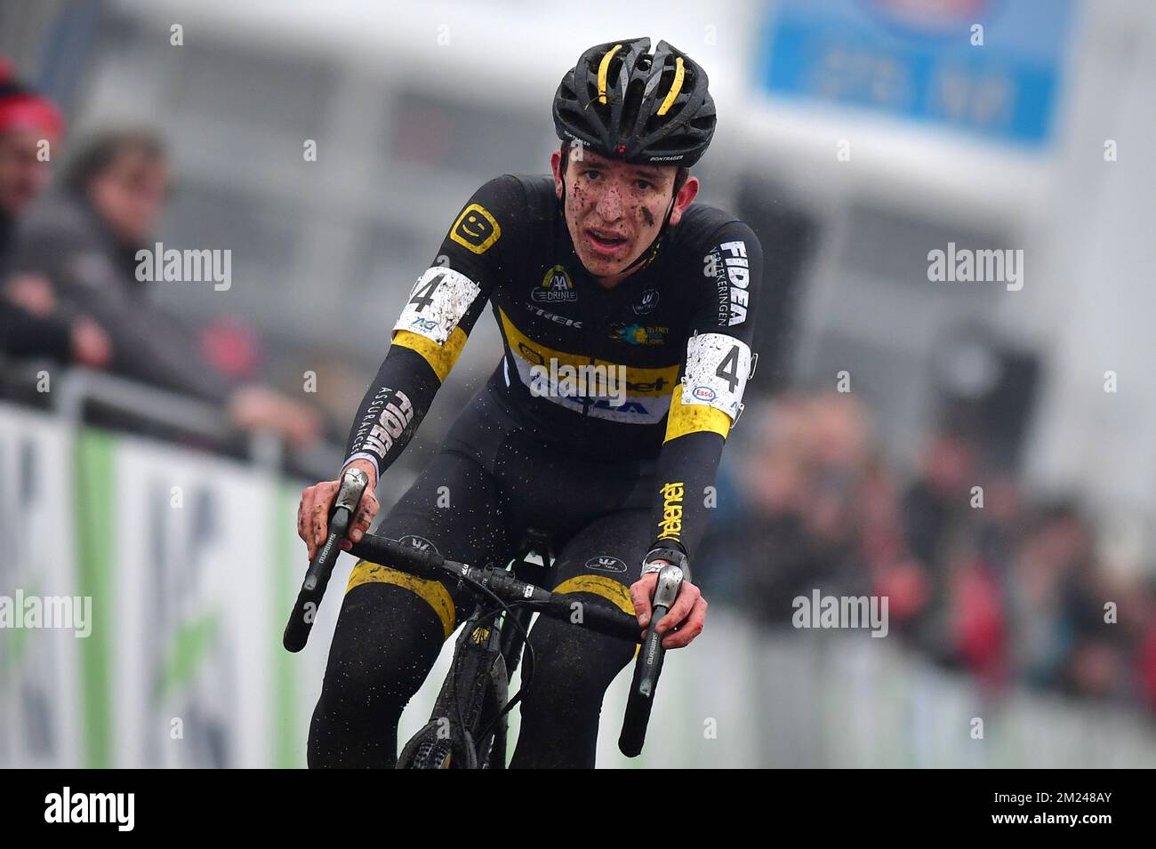 Belgian Yentl Bekaert crosses the finish line at the Belgian national ...