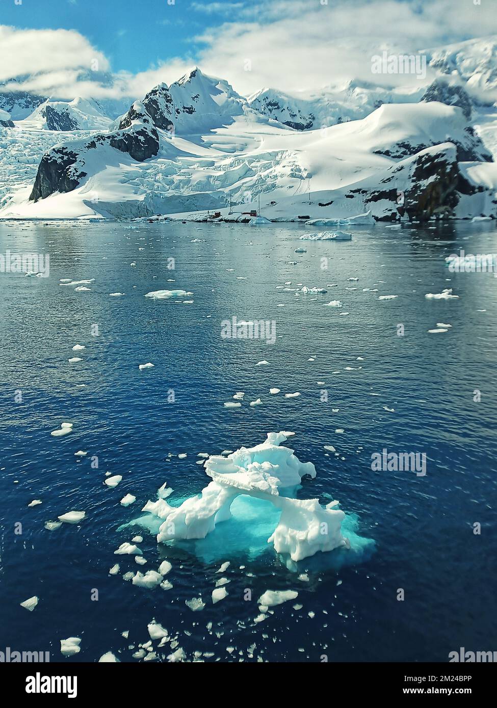 antarctica,antartica,antarctica landscape,nature,ice filled mountains ...
