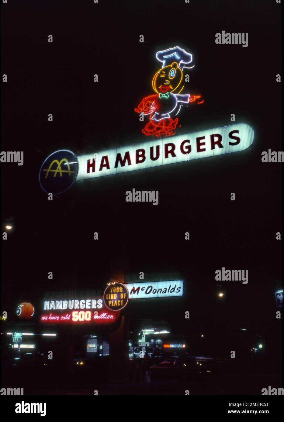 Mcdonalds restaurant 1960s hi-res stock photography and images - Alamy