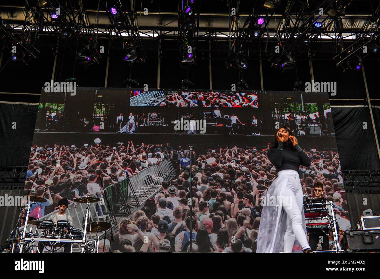 Clean bandit jack patterson hi-res stock photography and images - Alamy