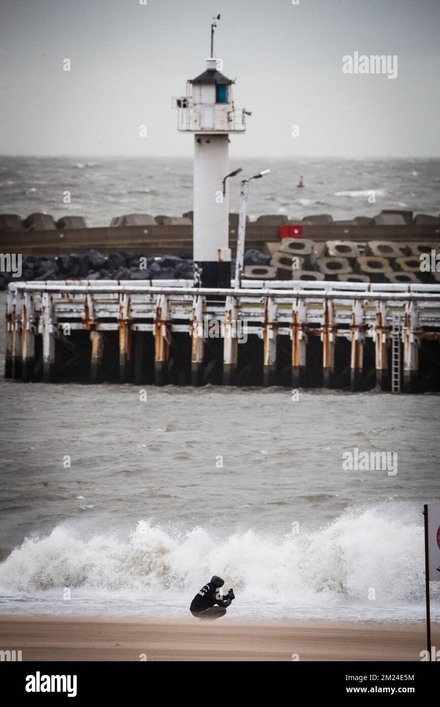 Illustration picture shows the stormy weather, Friday 13 January 2017 ...