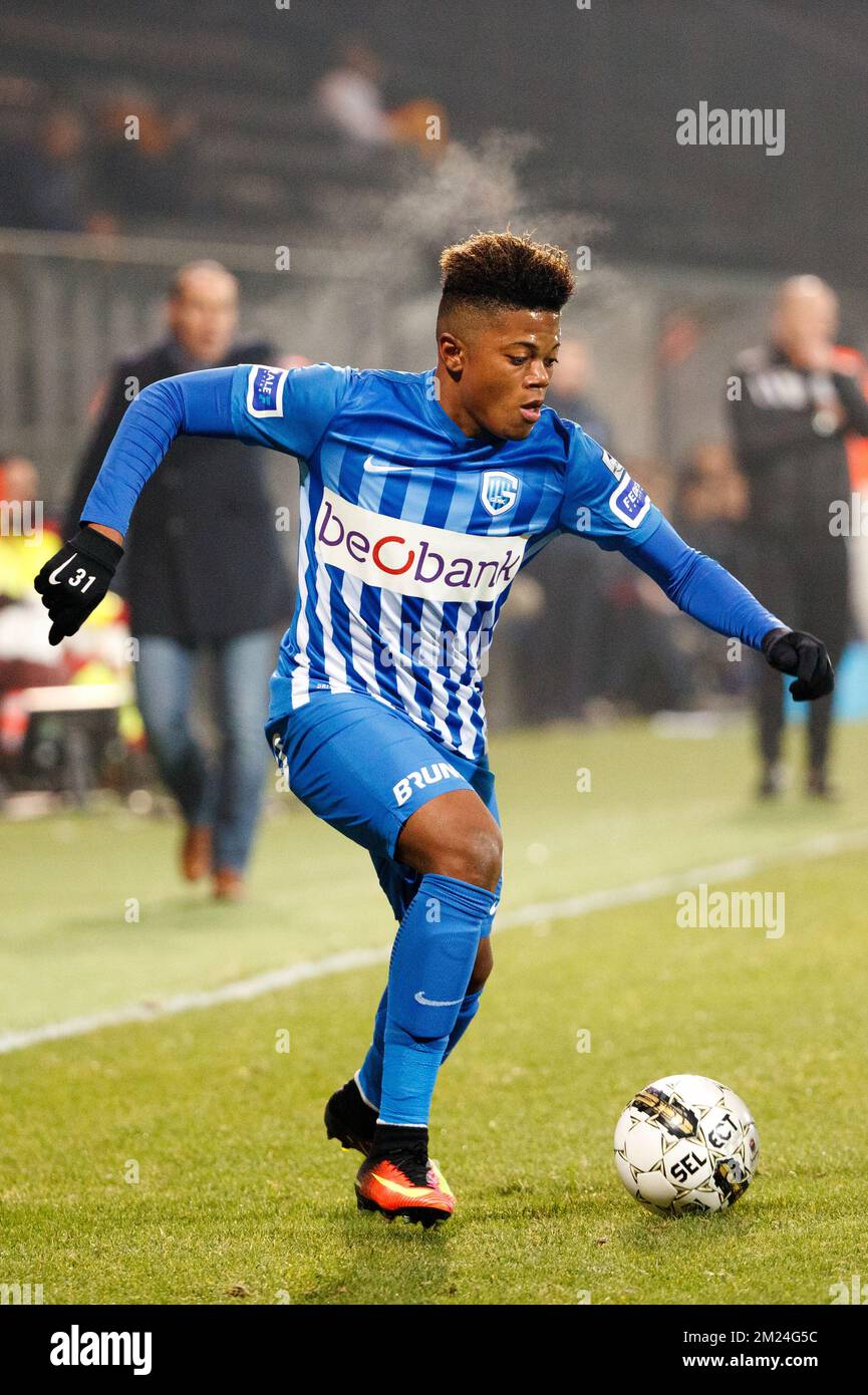 Genk's Leon Bailey fights for the ball during a game between KV ...