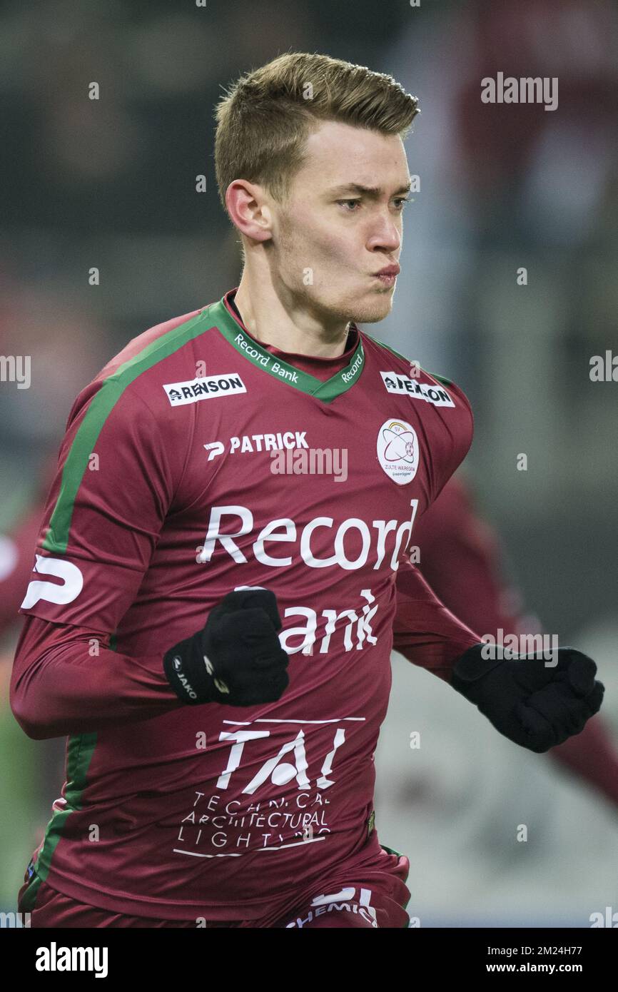 Essevee's Sander Coopman celebrates after scoring during a game between ...