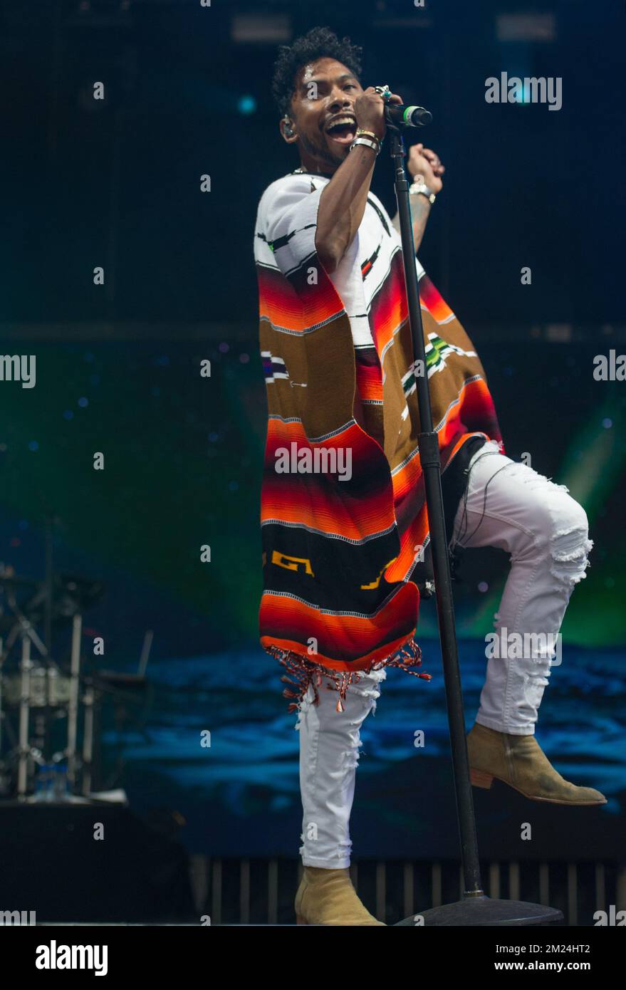 Governors ball music festival stage hi-res stock photography and images ...