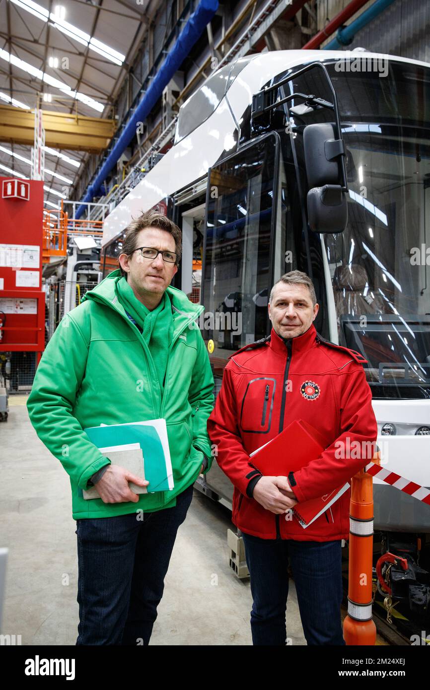 Steven Bogaert from ACV Metal and Freddy Bakker from ABVV Metal ...